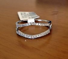 Diamond Solitaire Ring Guards - Security Guards Companies