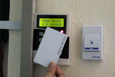 Door Access Card System - Security Guards Companies